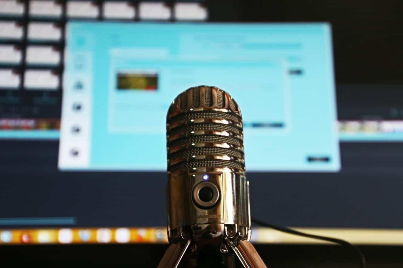 Mengenal Apa Itu Podcast dan Cara Membuatnya